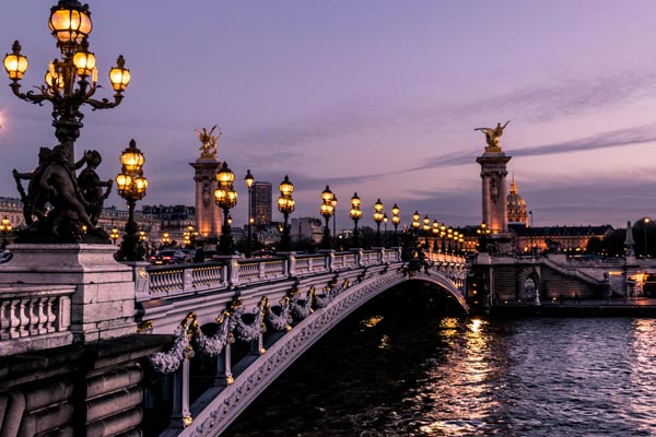 Paris Hen Do - Paris Hen Weekends - GoHen.com